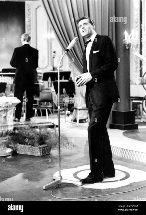 Ronnie Carroll Singer Husband Of Actress Millicent Martin Who