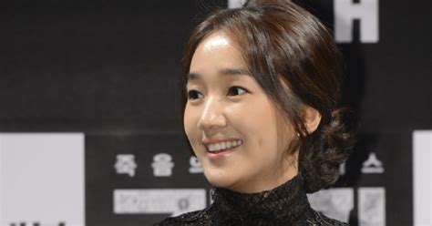 포토 수애 아름다운 여배우 미소