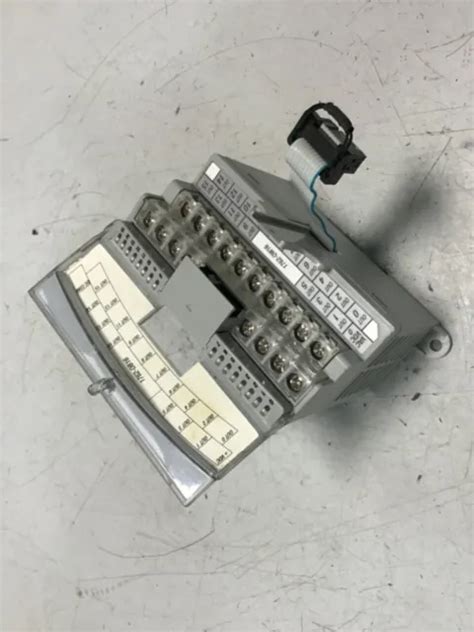 ALLEN BRADLEY OUTPUT Module OW SER A Used PicClick CA