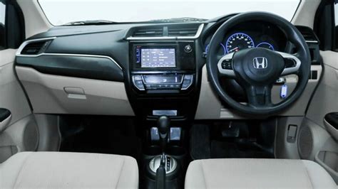 Cocok Jadi Mobil Pertama Rekomendasi Mobil Bekas Terbaik Untuk Pemula