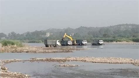 Punjab Fails To Stop Sand Mining Going On In Garb Of Desilting Rivers