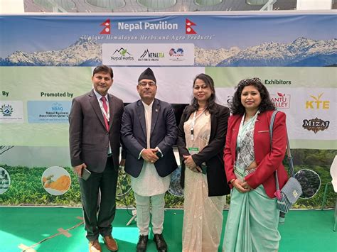 दश कतर अनतररषटरय कष परदरशनम जडबट कमपनक महपरबनधक सगत यदव जयबट