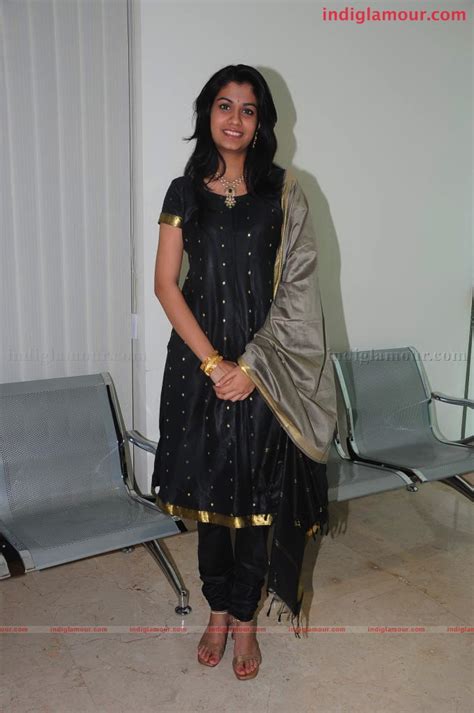 Shriya Actress Photoimagepics And Stills 64486