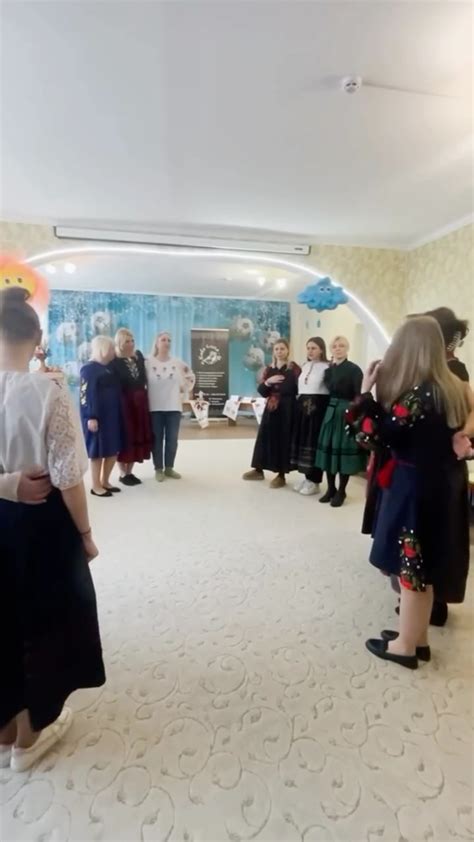 Баба Єлька Галина Макарівна Бабенко із с Козирівка Новгородківського району передала до