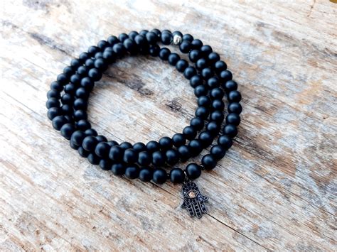 Must Ahhaat Matt Helmekee Hamsa K Ega Koidukuma Maagiamaailm