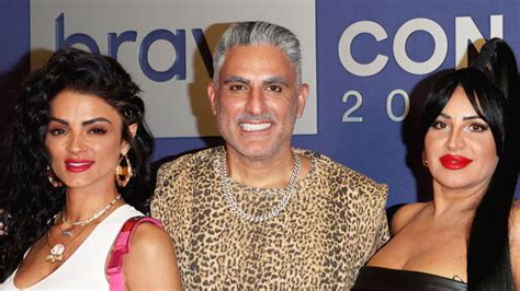 The Valley Persian Style Promises Drama And Reunites Shahs Favorites