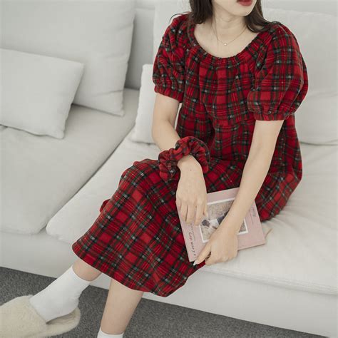 썸어게인 [레드당일] 겨울 여자 체크 롱원피스 파자마 극세사 잠옷원피스 곱창세트 홈웨어 2color