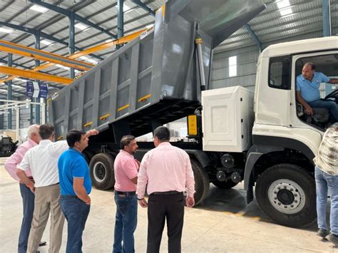 They Are Coming Heavy Duty Electric Trucking Is Going To Be A