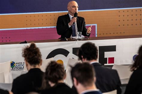 Brazil Election Officials Demand Answers For Police Stops Of Voters