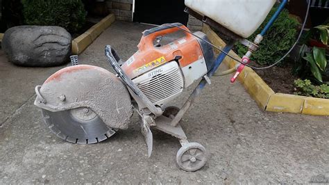 Машина за рязане на бетон асфалт Строителни услуги Пазарджик Машина за рязане на асф