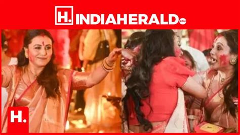 Rani Mukerji Danced With Rupali Ganguly During Sindoor Khe
