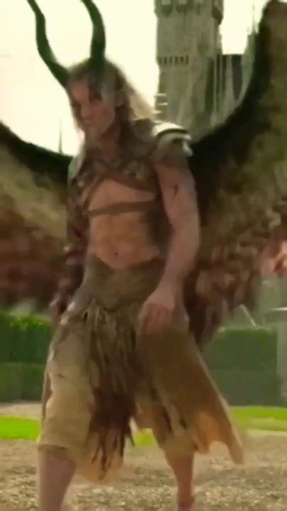 انجلينا جولي في فيلم ماليفسنت 2 Maleficent 2 Maleficent