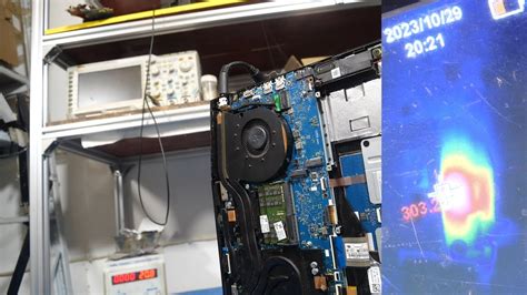 这电脑超神了！主板温度高达300度，居然还能开机！ Youtube