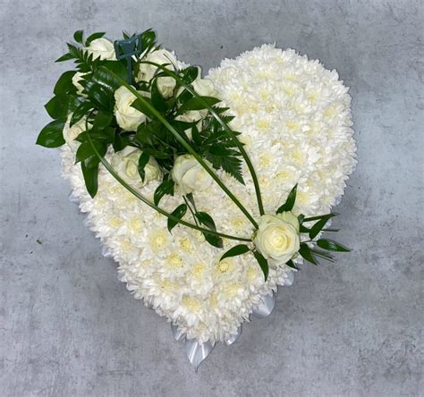 Massed Heart Daisys Floral Designs