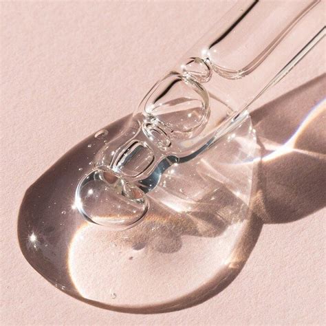 Pin By 𝐂 On ꜱᴋɪɴᴄᴀʀᴇ Skincare Products Photography Hyaluronic Serum Skincare