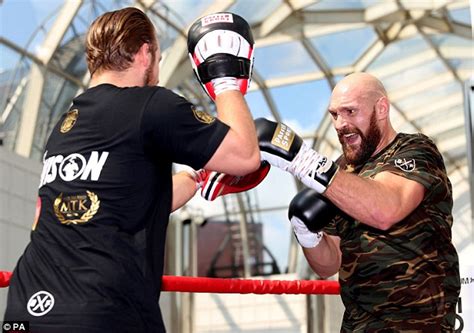 Tyson Fury Shows Off Lean New Look During Workout Daily Mail Online