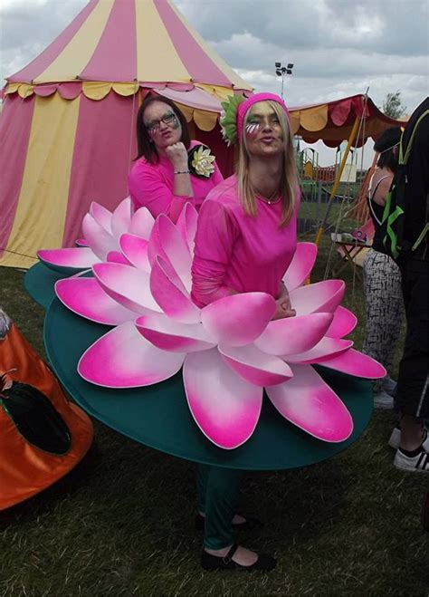 Pin By Jutta On Kostüm Blume Flower Costume Diy Fancy Dress Costumes