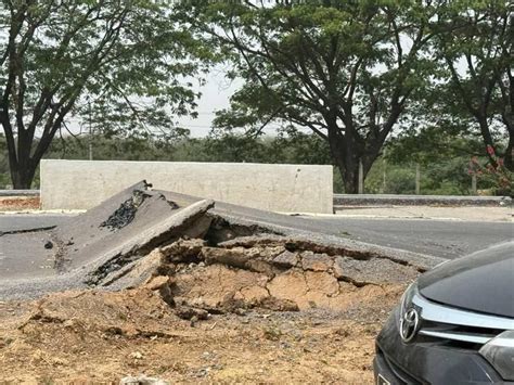 Tachileik News Agency ငလျင်ဒဏ်ကို တစ်နိုင်ငံလုံးခံစားရပြီး မန္တလေး၊ စစ်ကိုင်းနှင့် ရှမ်းတောင