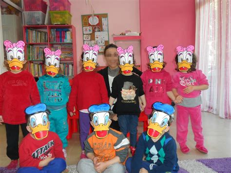 ΒΡΕΦΟΝΗΠΙΑΚΟΣ ΣΤΑΘΜΟΣ ΠΙΓΚΟΥΙΝΟΙ ΑΠΟΚΡΙΑΤΙΚΕΣ ΚΑΤΑΣΚΕΥΕΣ ΜΑΣΚΕΣ