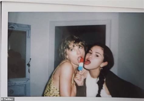 Bikini-clad Taylor Swift parties with Selena Gomez and HAIM | Daily Mail Online