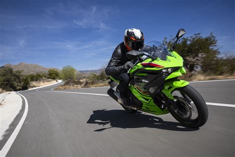 Kawasaki Ninja 500 2024 Motochecker