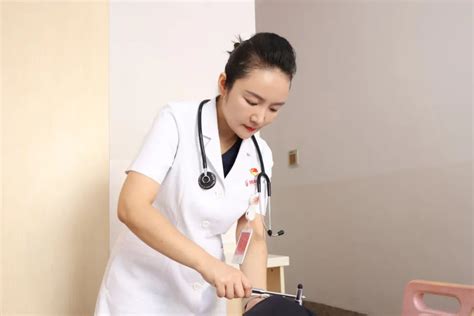 西安高新医院康复病院副院长杨昆荣获 2023 年度中国康复医学会「优秀康复医师」荣誉称号 医院汇 丁香园