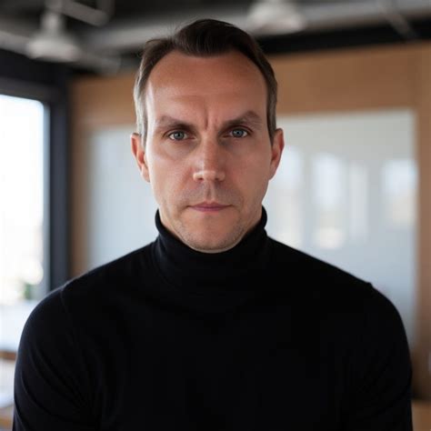 Alexander Sahm Medium