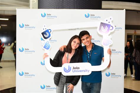 Nuevas Becas De Jala University