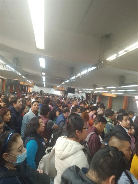 Metro Y Metrobús Cdmx Hoy 19 De Marzo Retrasos De 40 Minutos En La