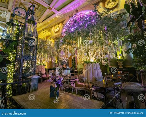 Vanderpump Cocktail Garden Of Caesars Palace Editorial Photo Image Of