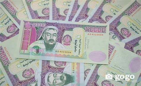 ₮2 тэрбумын хахууль авч нуух зорилгоор мөнгө угаасан хэргийг прокурорт шилжүүлэв