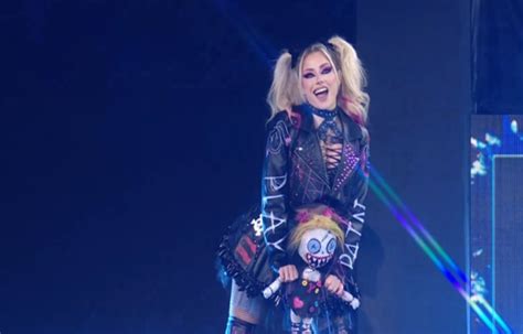 Alexa Bliss renueva con WWE - Planeta Wrestling