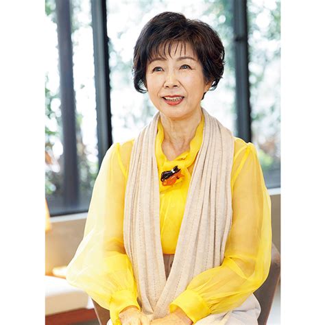 【画像】登山歴30年以上市毛良枝が伝授！「初めての紅葉の山歩き」5つのポイント 初心者おすすめ茨城・筑波山の歩き方も 女性セブンプラス