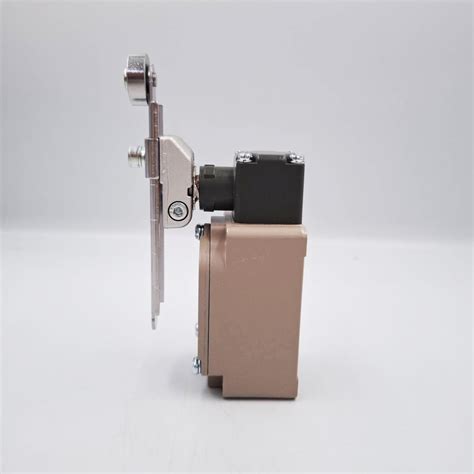 ลิมิตสวิทซ์ เซฟตี้ปลั๊ก เซฟตี้สวิทซ์ ลิมิตสวิทซ์ Limit Switch