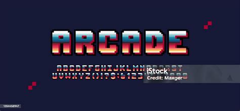 비디오 게임에서 복고풍 미래 라틴 아케이드 픽셀 글꼴 벡터 기하학적 8 비트 디자인 문자와 숫자 다채로운 픽셀화 서체 컴퓨터 글자에 대한 스톡 벡터 아트 및 기타 이미지