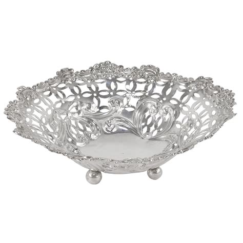 Sweet Dish News Andrew Lamputt Silversmith And Jeweller