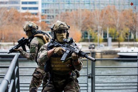French Commando Trepel During Innovation Défense Demo In Paris November 2018 [1000x667