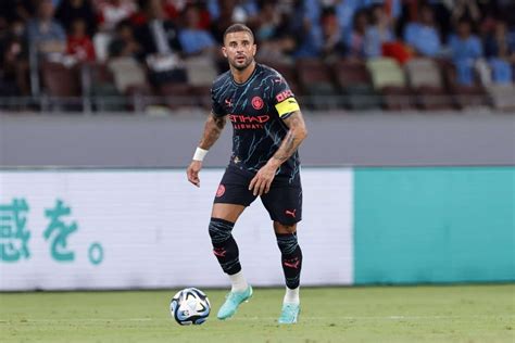 Bayern Geht Leer Aus Kyle Walker Bleibt Bei Manchester City