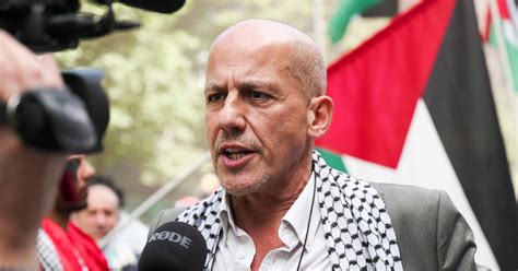 Stefano Apuzzo Lecologista Che Gioisce Per La Morte Di Matteoli Chi