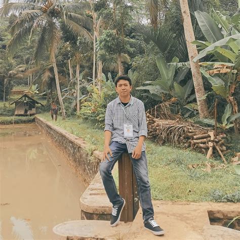 Ade Usep Riswandi Youtube