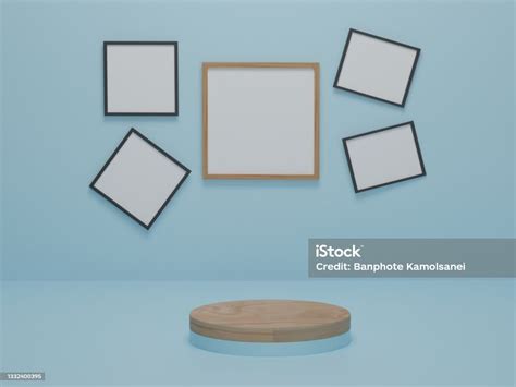 파란색 배경에 기하학적 모양 나무 연단 제품 프레젠테이션을 위한 플랫폼은 액자 배경을 모의합니다 0명에 대한 스톡 사진 및 기타 이미지 Istock