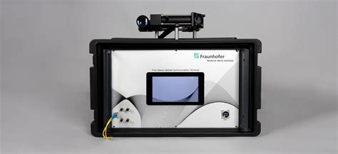 Single Mode Optical Antennas