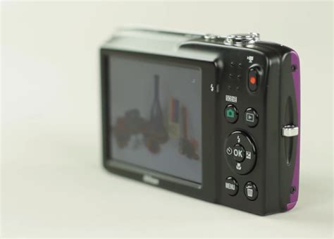 How To Fix Lens Error On Nikon Coolpix FotoProfy