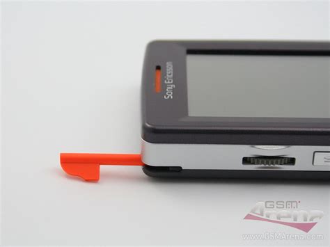 Sony Ericsson W950 pictures, official photos