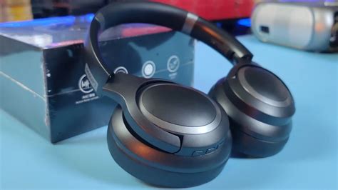Lenovo TH Headphones With Hybrid Noise Reduction Under