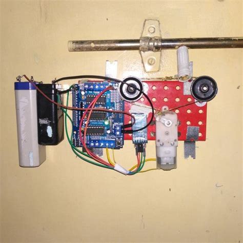 Automatic Door Locking System Controlled By Mobile