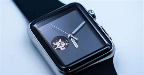 Is your Apple Watch broken? Turn it into an analog clock | The Output