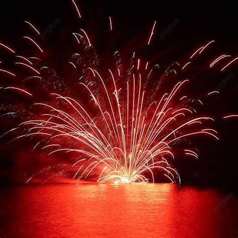 Fogos De Artifício De Feriado Vermelho No Lago Com Fundo De Céu Negro E Imagem Para Download
