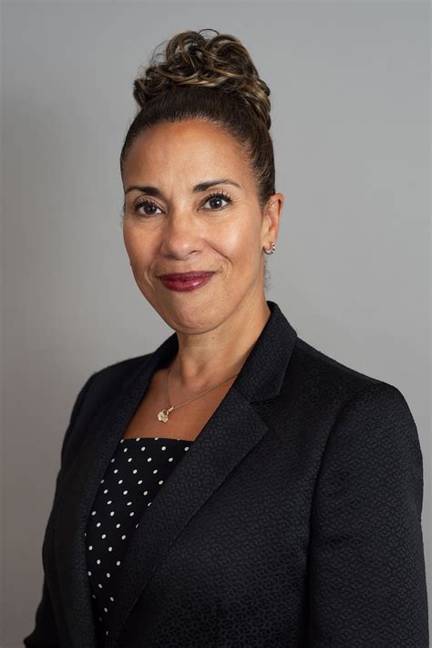 Nyc Corporate Headshots — Ari Scott Photography