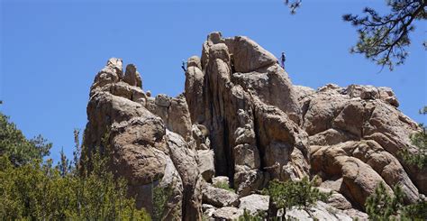Holcomb Pinnacles
